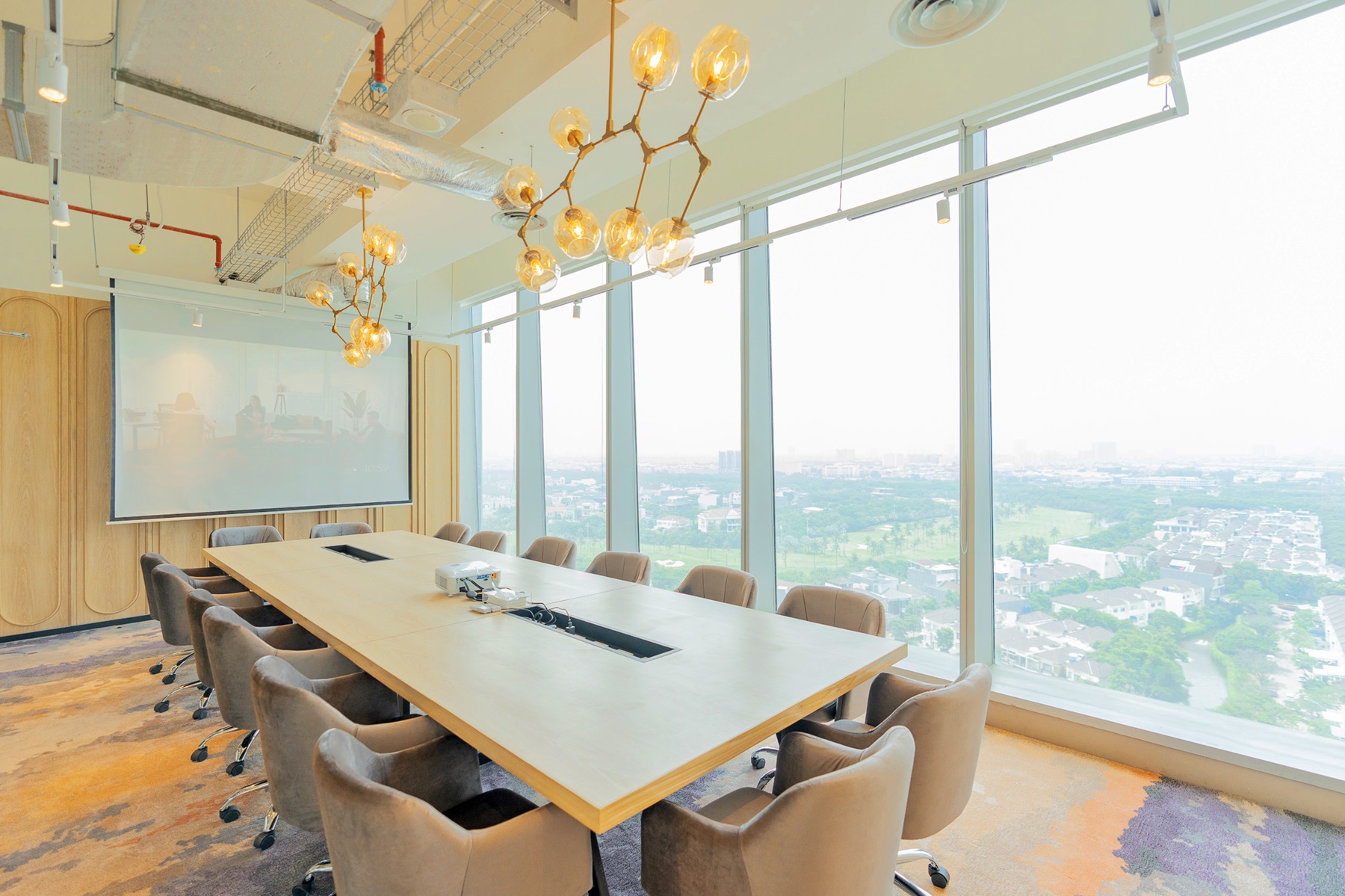 Panduan Wajib Memilih Fasilitas Ruang Meeting untuk Acara Bisnis