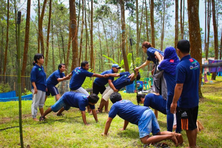9 Contoh Kegiatan Employee Gathering, Tingkatkan Semangat Kerja